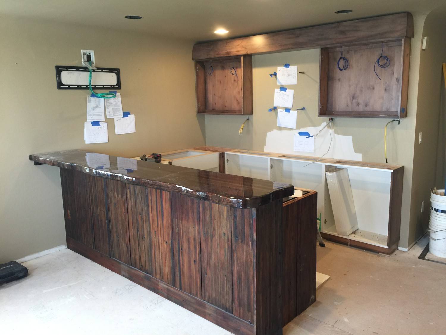 Counter Tops & Bars - New Creation Wood Products